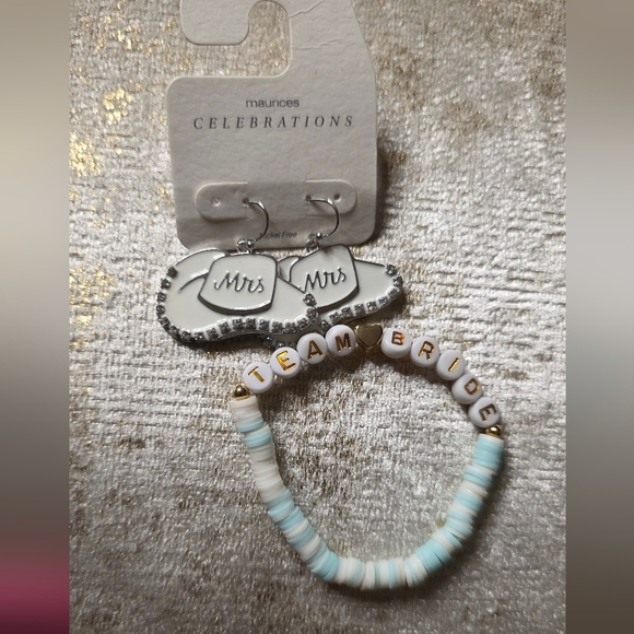 None | Jewelry | Team Bride Braclet Mrs Earrings | Poshmark